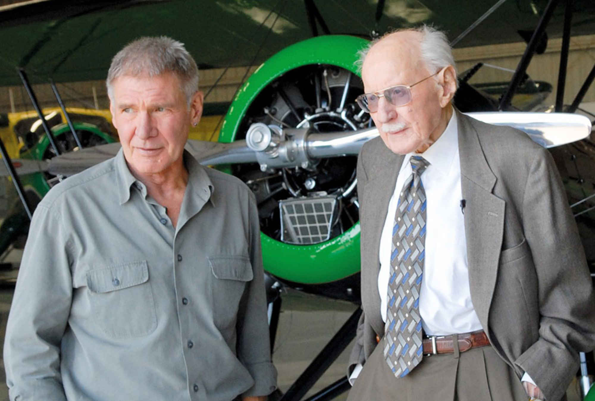Falleció Bob Hoover, uno de los pilotos más reconocidos en la historia ...