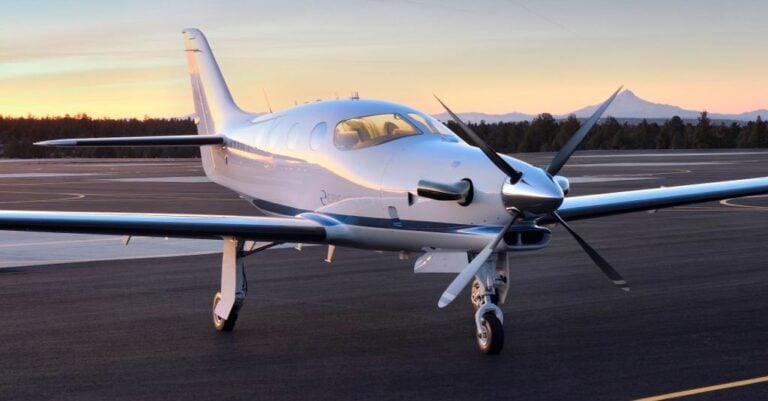 Epic Aircraft comenzó las entregas de su modelo E1000 | HANGAR X