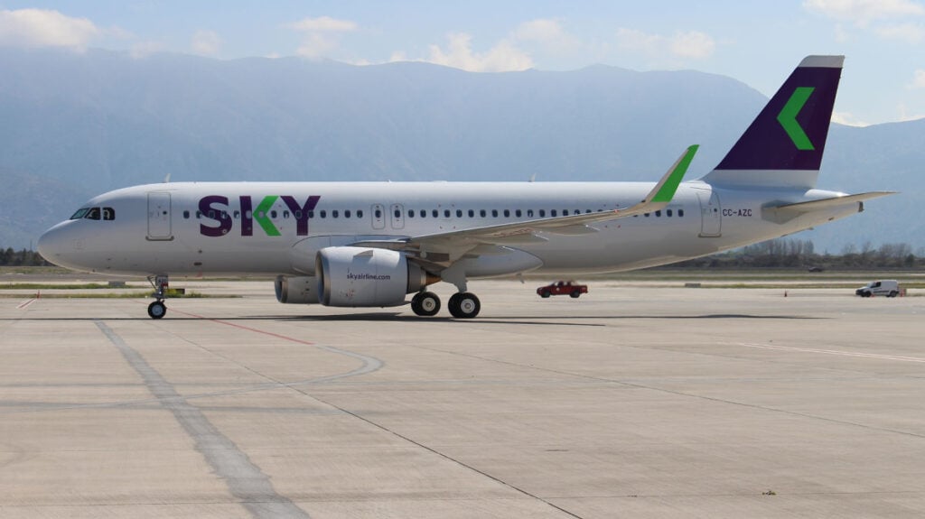 SKY Airline proyecta una alta demanda de pasajeros en Halloween | HANGAR X